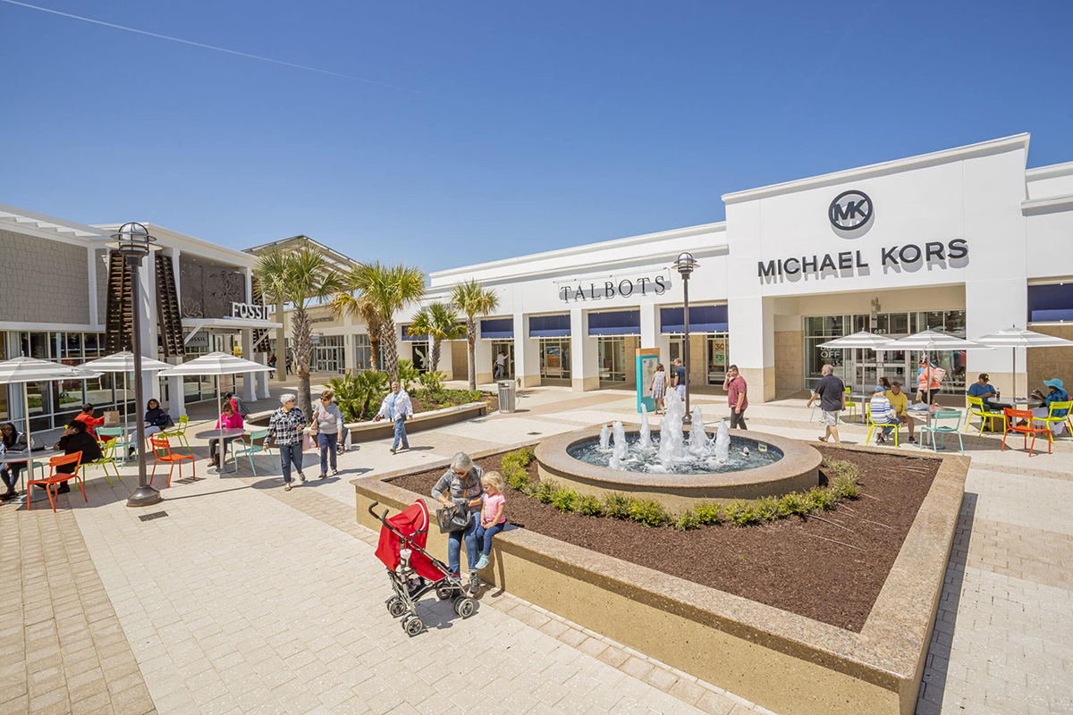 Discovering Retail Paradise: Tanger Outlet Locations in Myrtle Beach ...